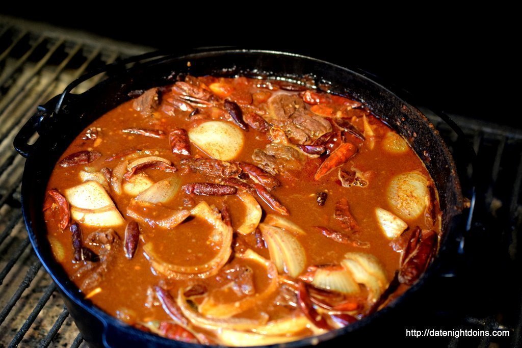 Mom's Texas Red Chili: With A Kiss Of Smoke Cookbook - Date Night Doins ...